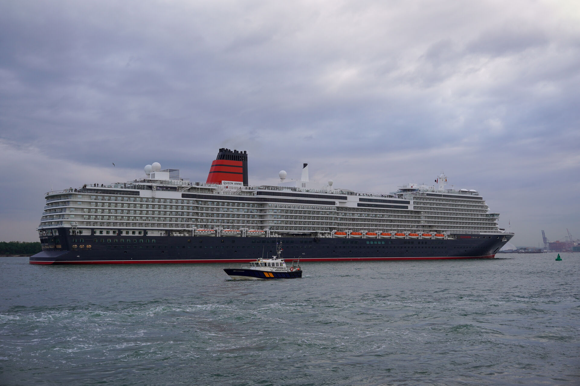 Carnival Corporation Orders Three New Ships to Expand Carnival Cruise ...